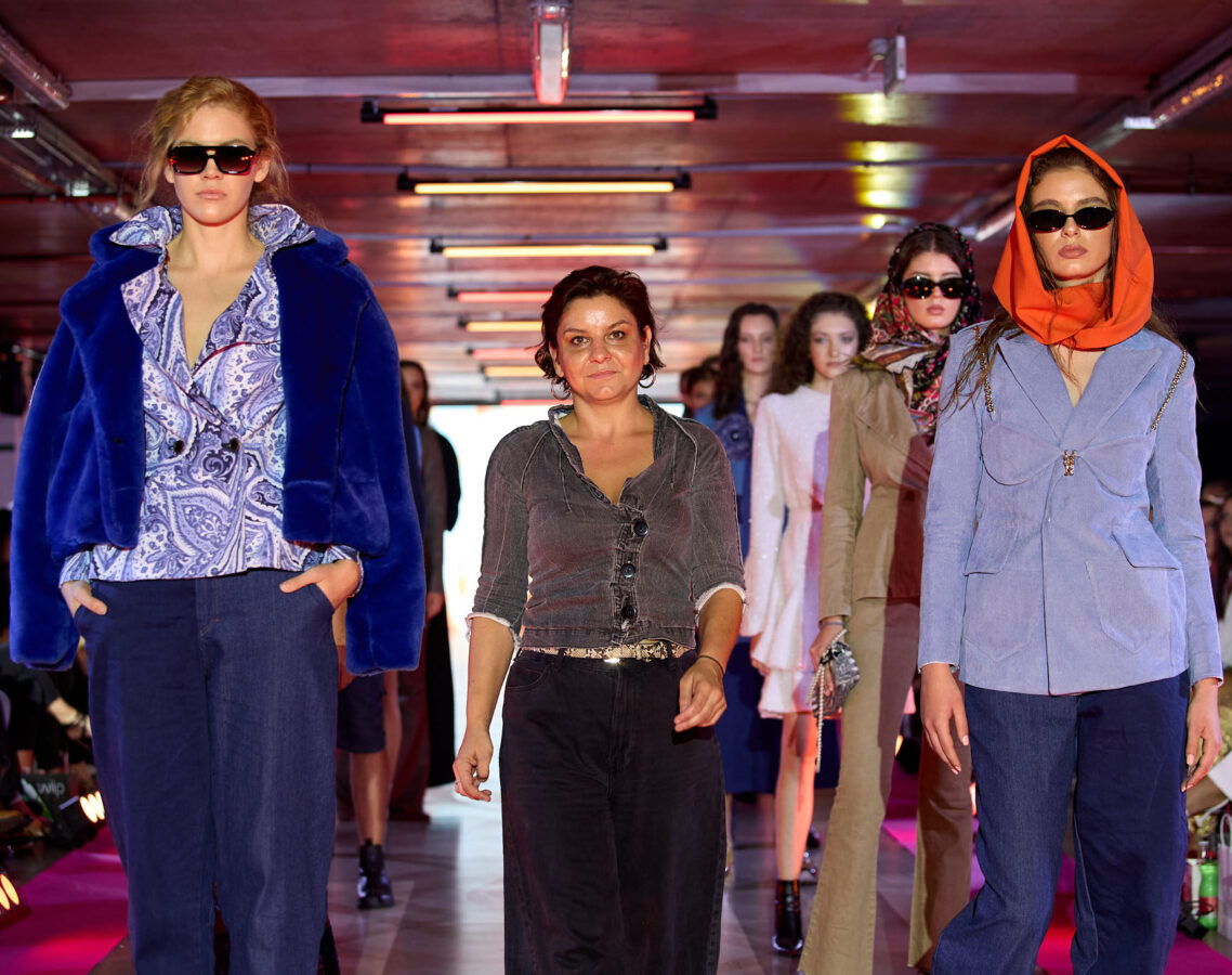 Od trench kaputa do oversized trapera: Jesenski favoriti iz The Frankie ...