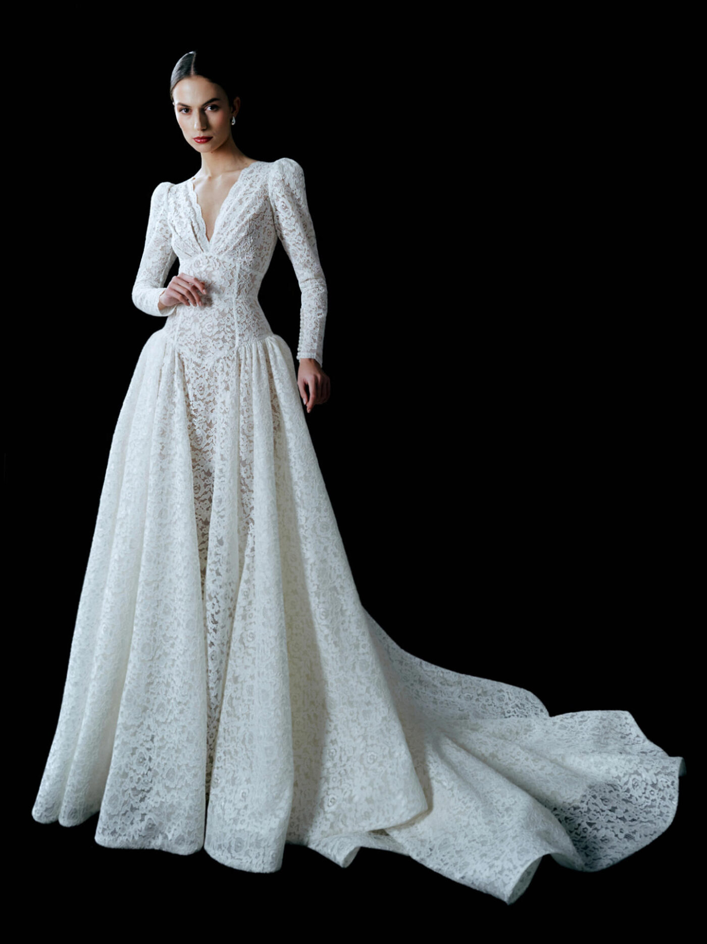 eNVy room predstavlja bridal kolekciju koja prati različite stilove ...